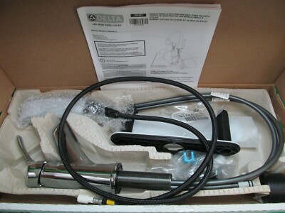 Delta 4140-DST COLLINS Single Handle Pull-Out Kitchen Faucet Chrome | eBay