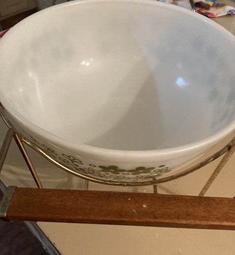 Vintage Pyrex Verde Green Flower Butterfly Pattern Casserole Bowl 475 B ...