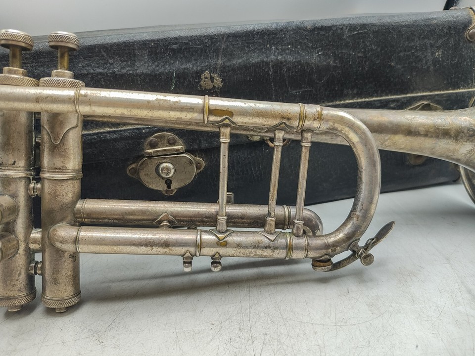 1917 - Buescher Grand Model 9 "Peashooter" Bb LP Trumpet w/ Mouthpiece ...