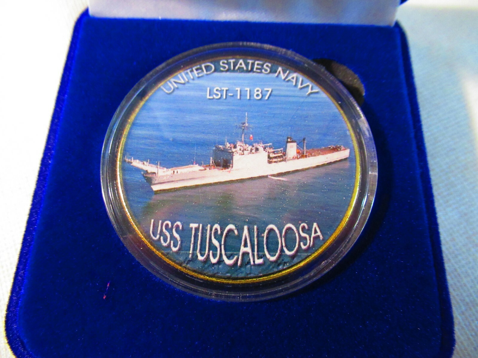 US NAVY - USS TUSCALOOSA (LST-1187) Challenge Coin w/ Presentation Box ...