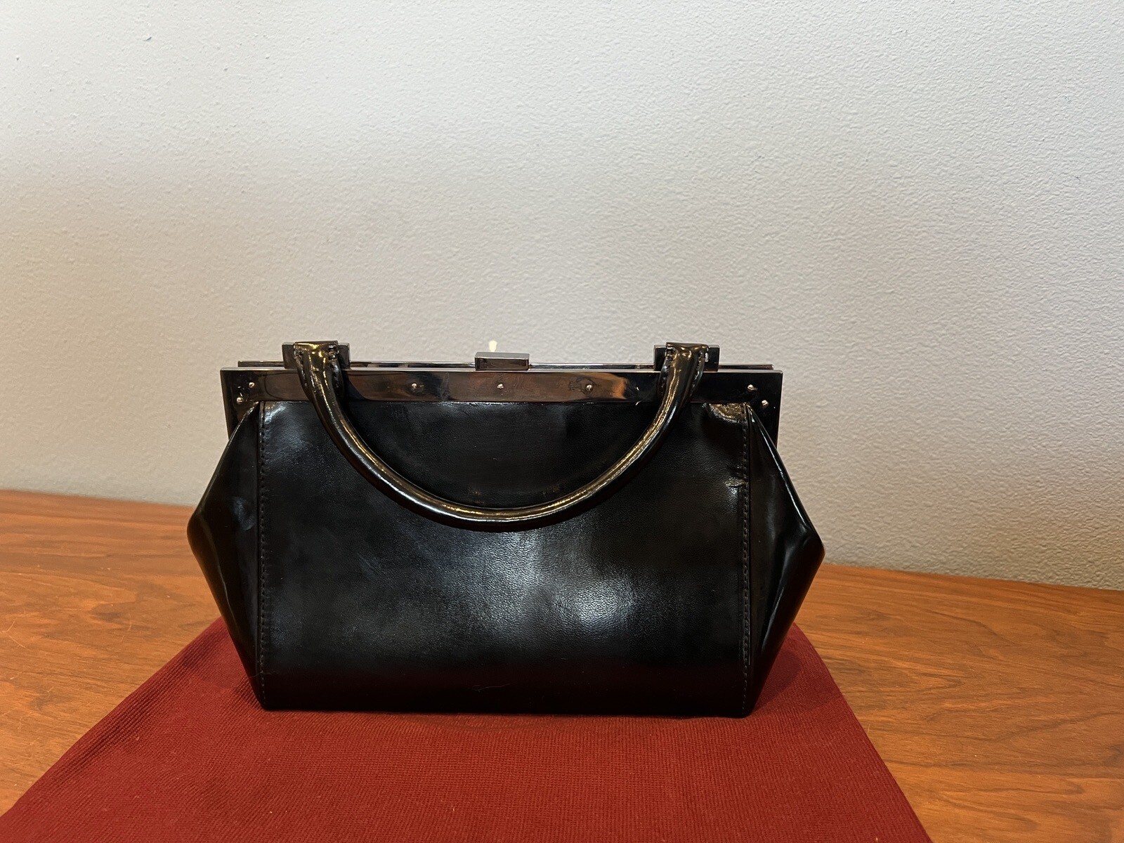 Perrin Paris Vintage Extremely RARE Black Leather Clu… - Gem