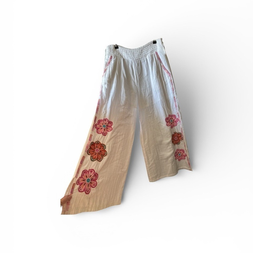 Avanti Cream Garment with Textured Design-100% cotton made in India a ...