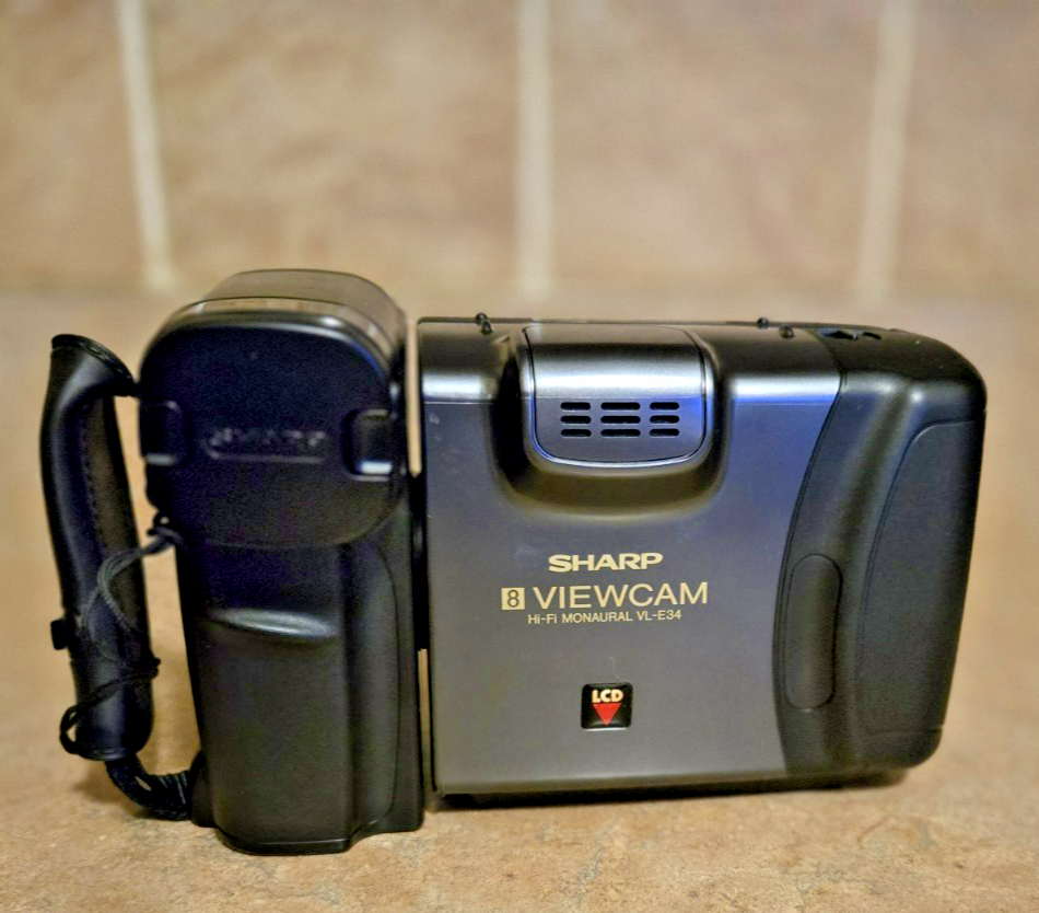 Sharp Viewcam VL-E34U HI8 Camcorder LCD w Bag & All Accessories Bundle ...