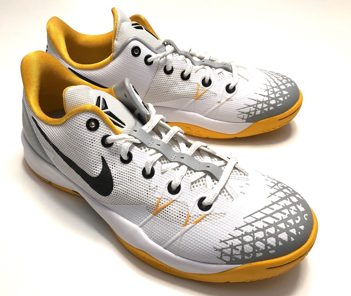 Kobe Venomenon 4 White