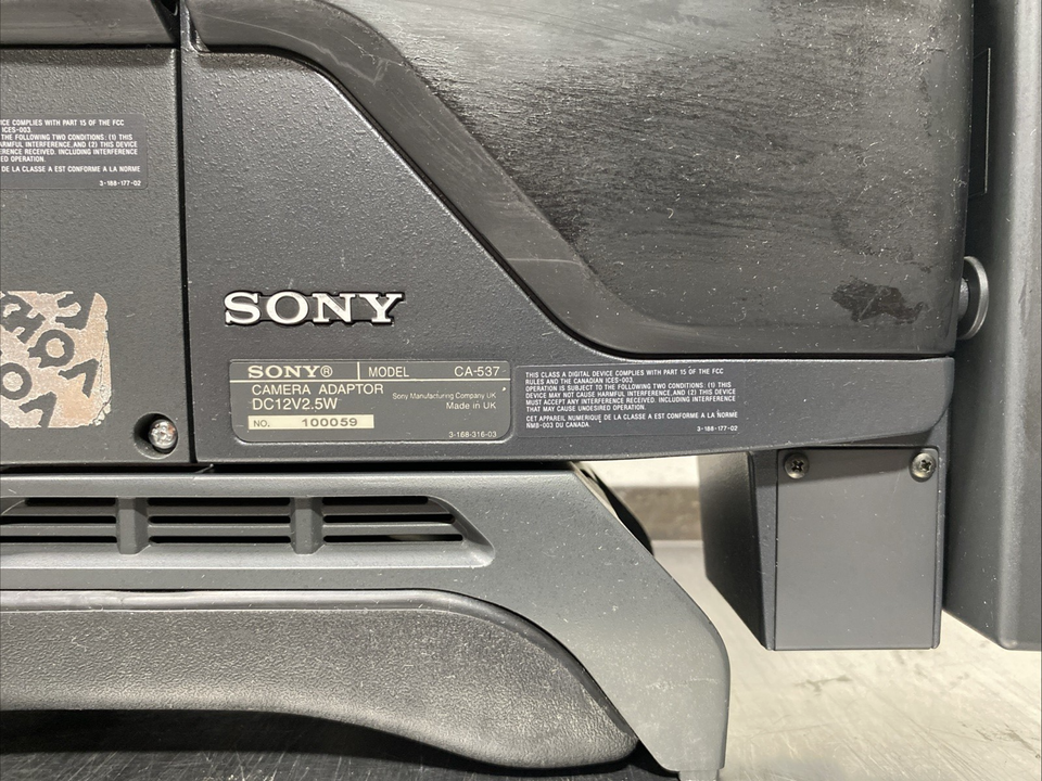 SONY DXC-D35 Digital Video Camera w/ CA-537 Adaptor + Canon TV Zoom ...