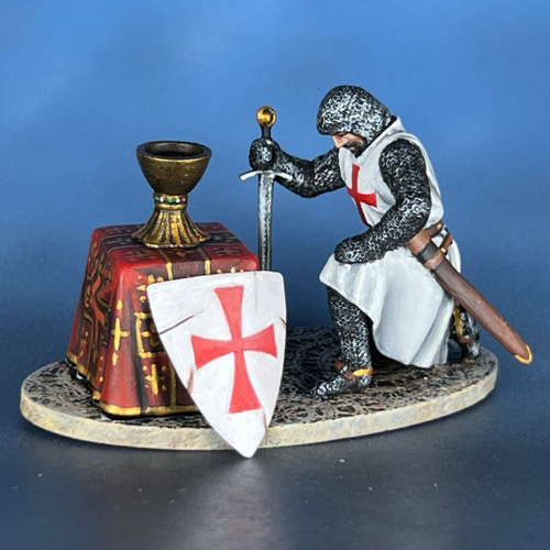 Action Figure Templar Knight with the grail Collectible Miniature ...
