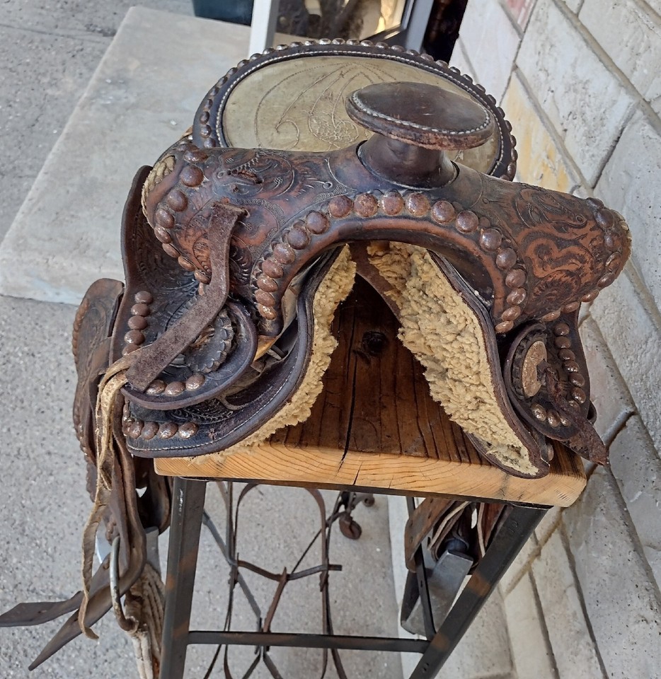 Antique Vintage Tooled Floral Leather Sheep Skin Western Saddle w ...