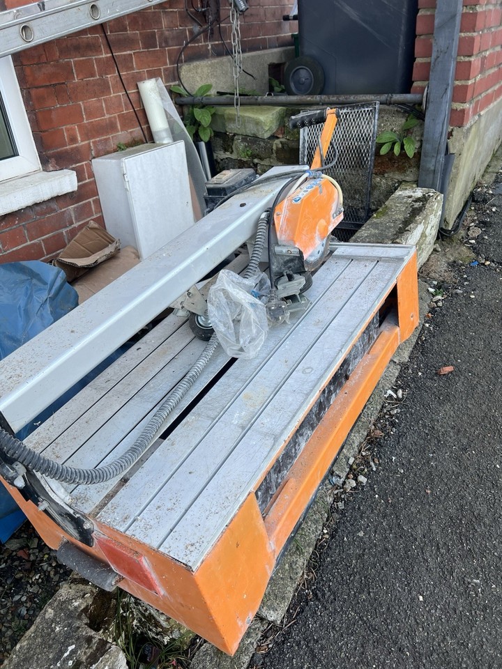 Vitrex 103450 Electric Diamond Wet Tile Bench Saw Cutter 230V 1500W ...