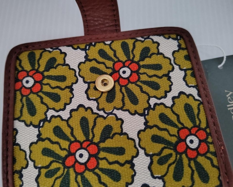 VERA BRADLEY Cloth Pinwheels Flower Earthtone Small Tab Snap Fall Wallet NWT $65 | eBay