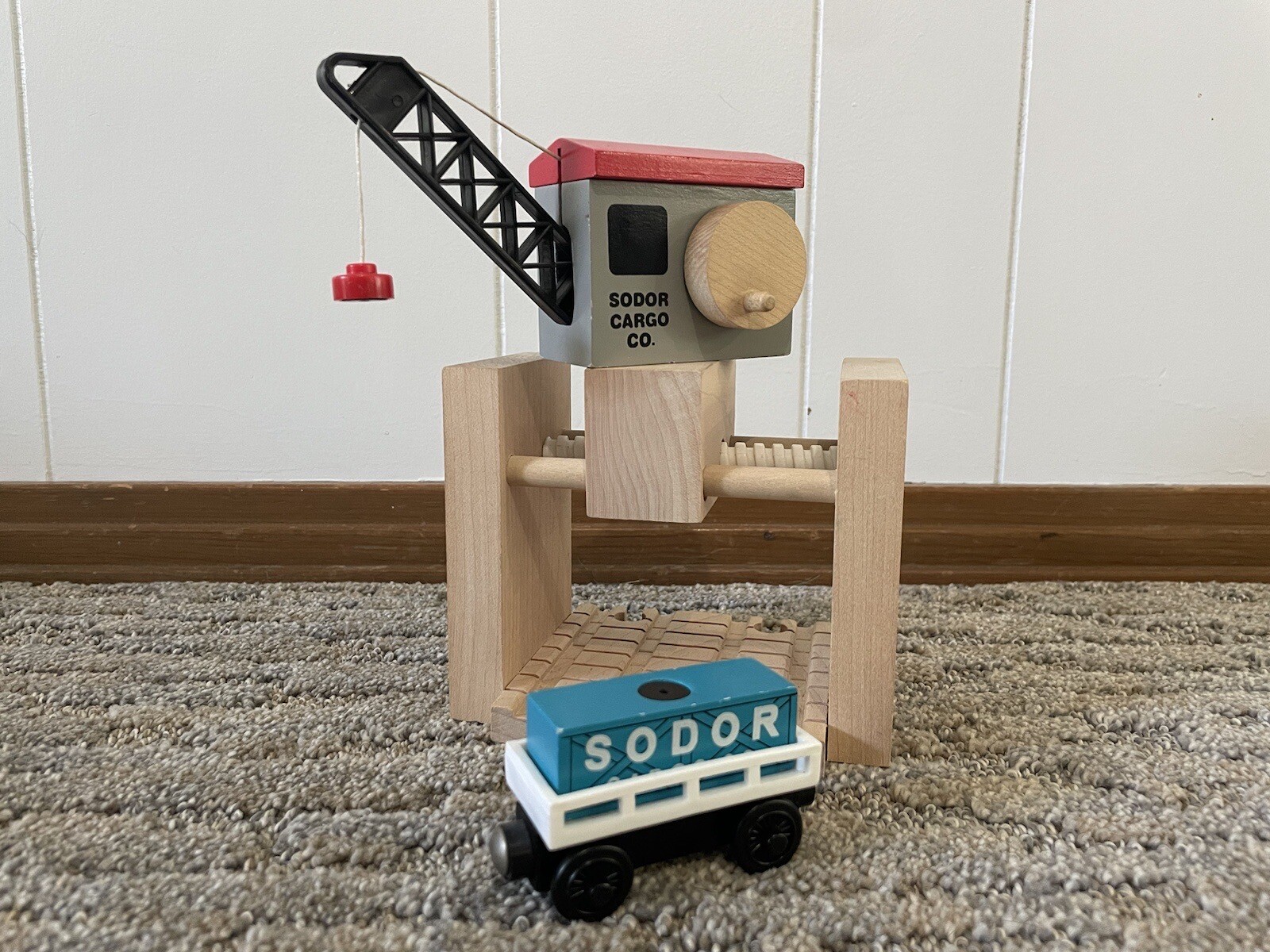 Thomas Wooden Railway 1999 Sodor Cargo Crane - International Society of ...