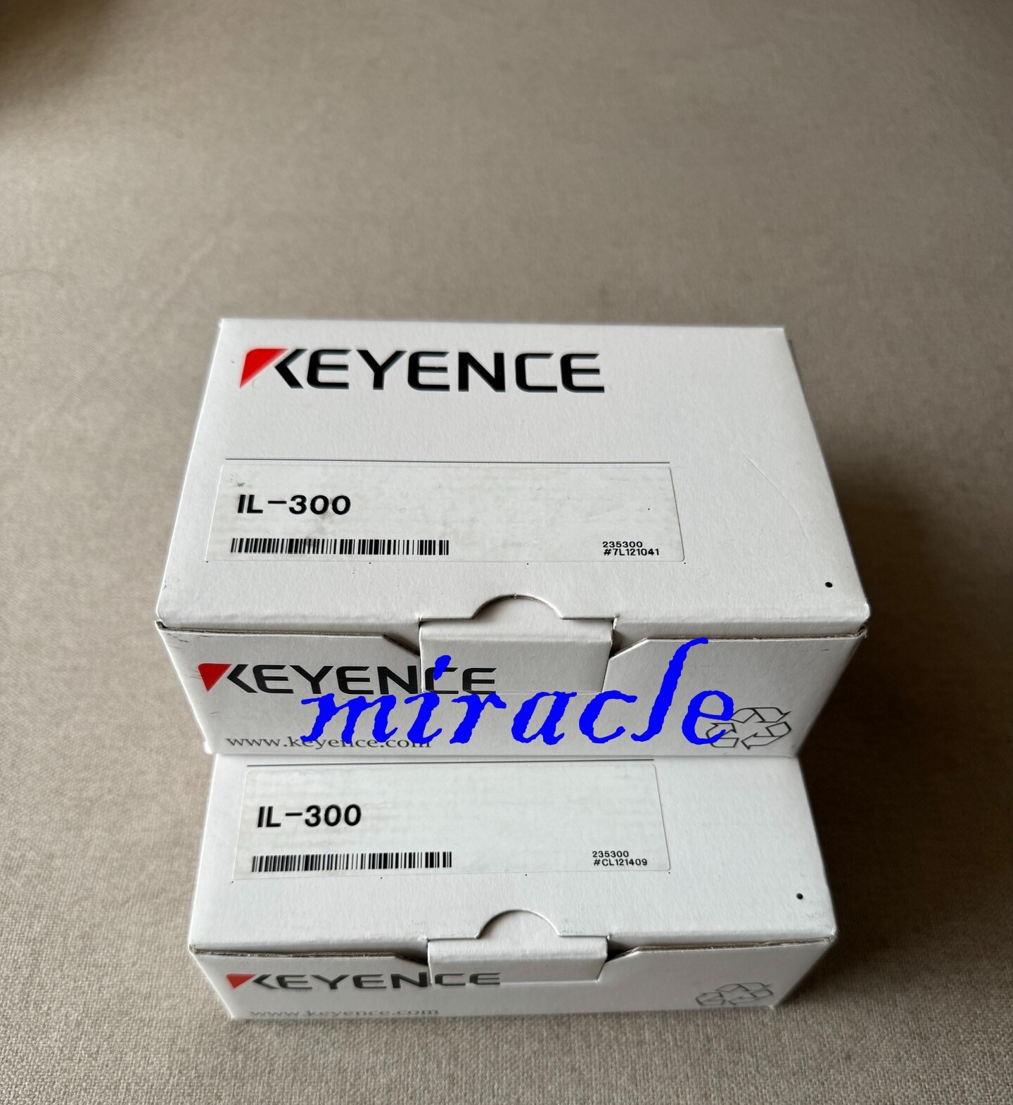 1pc Brand new Keyence IL-300 Laser Displacement Sensor Worldwide ...