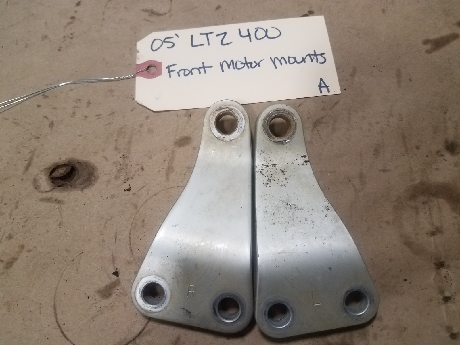 05 SUZUKI LTZ400 LOWER MOTOR MOUNT BRACKETS Z400 KFX DVX 400 | eBay