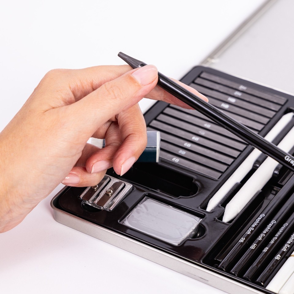Artist Drawing Set Tin Sketching Box Pencils Pastels Charcoal Graphite ...