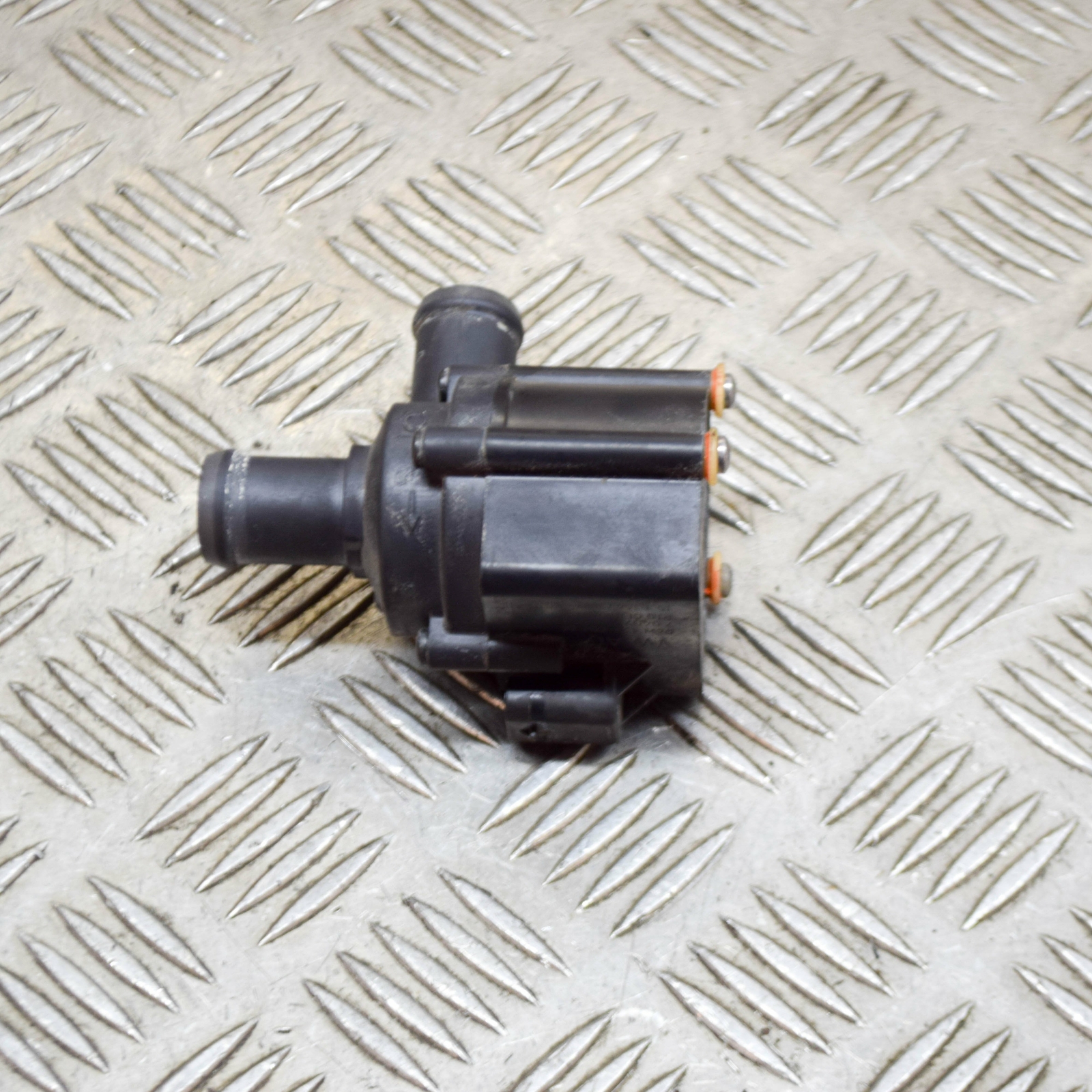 PORSCHE MACAN 95B Auxiliary Water Pump 06H121601M 3.0 Diesel 190kw 2015 ...