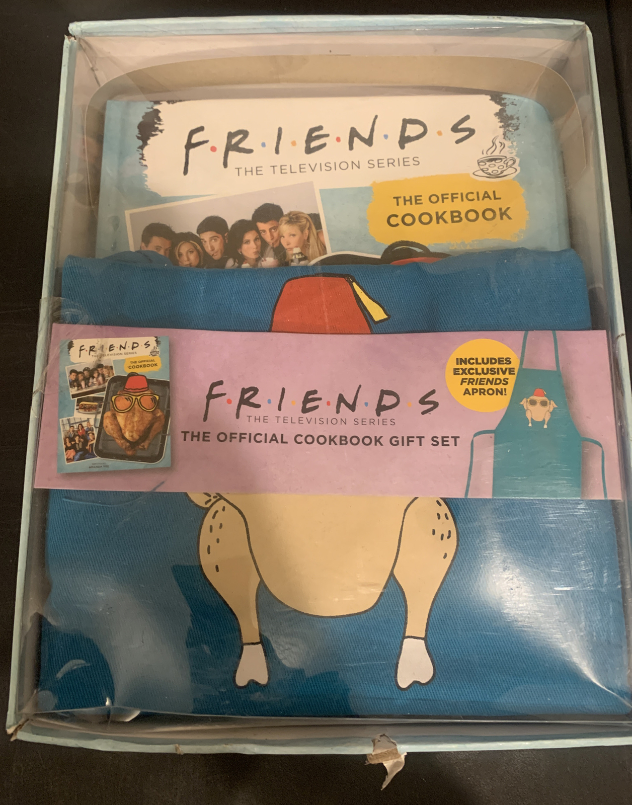 Friends The Official Cookbook Gift Set with Apron | eBay