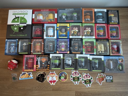 Android Collectible Figurines - LOT OF 35- Andrew Bell Dead Zebra ...