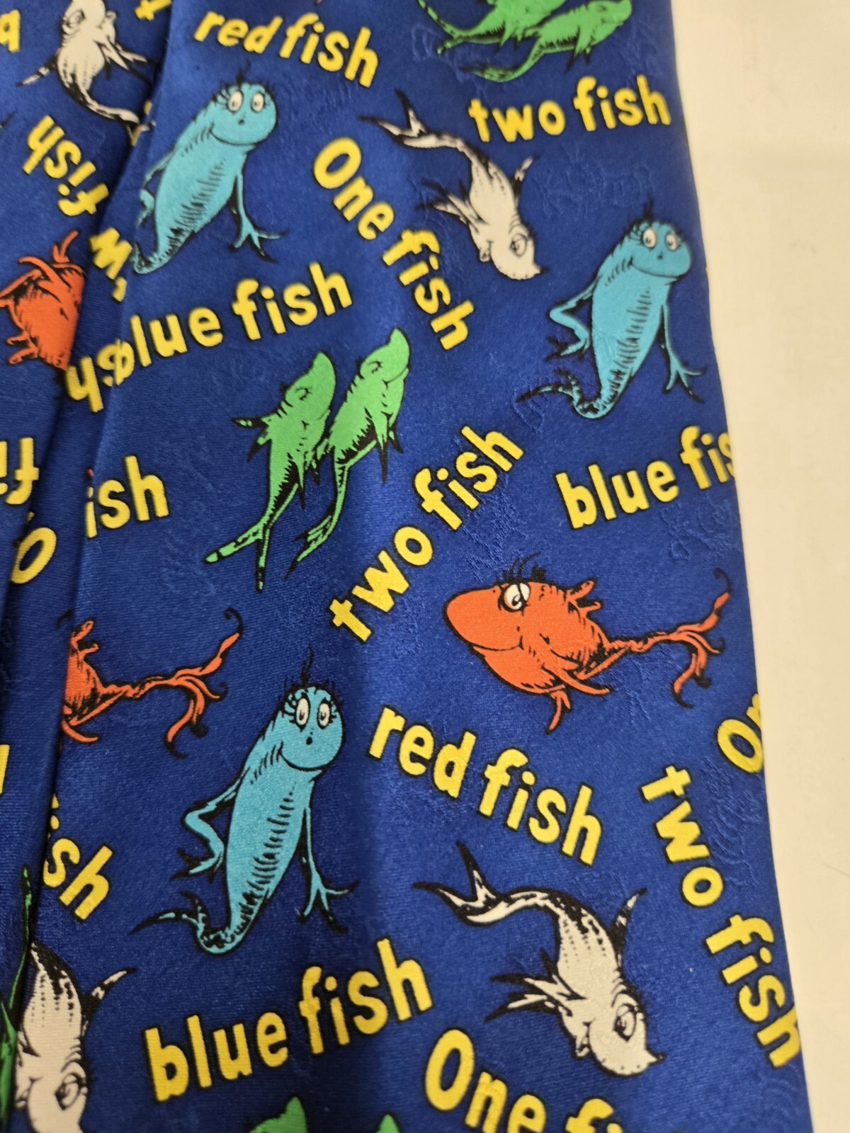 Dr Seuss Brand One Fish Two Fish Red Fish Blue Fish T… - Gem
