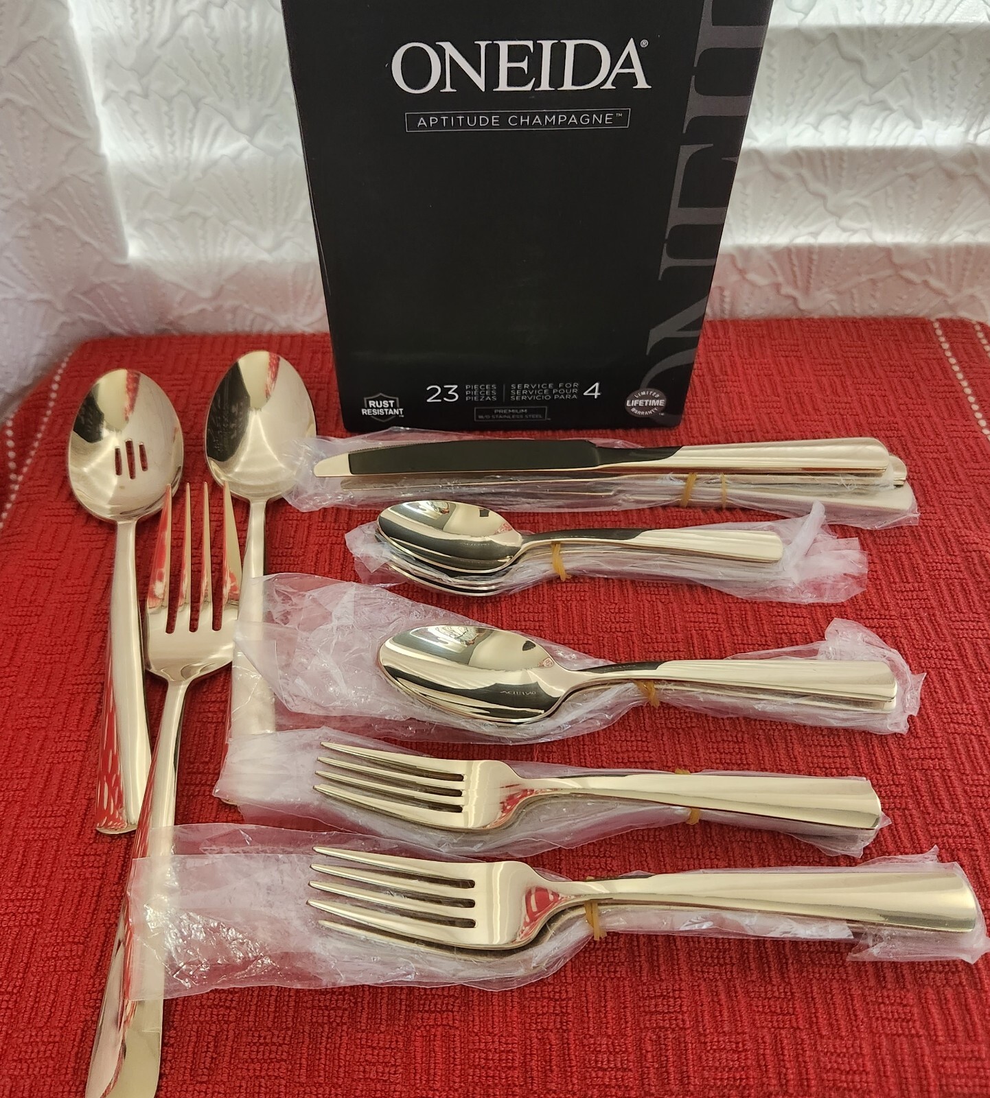 Oneida Aptitude Champagne 23 Piece Cutlery Flatware Set Service for 4 | eBay
