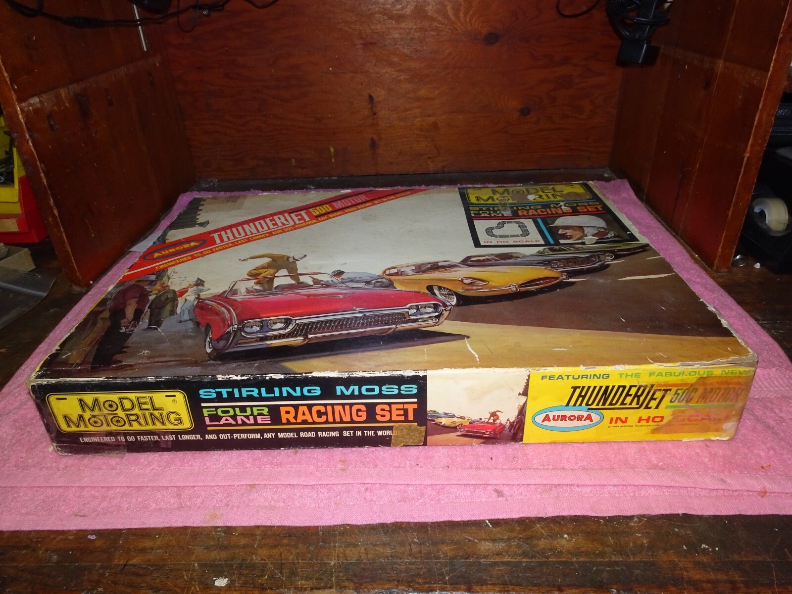 T-Jet Slot Car Set AURORA MODEL MOTORING THUNDERJET 500 SET ...