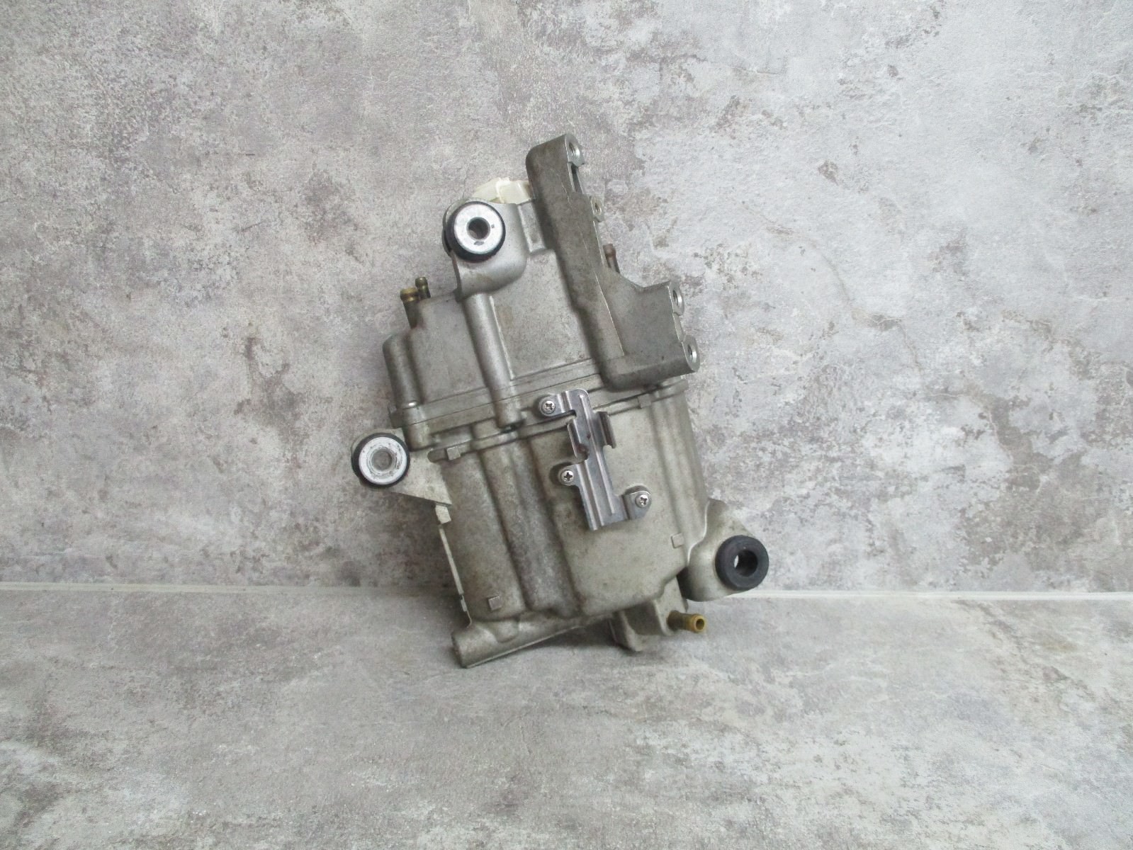 SUZUKI FUEL VAPOR SEPARATOR #15600-93J00 | eBay