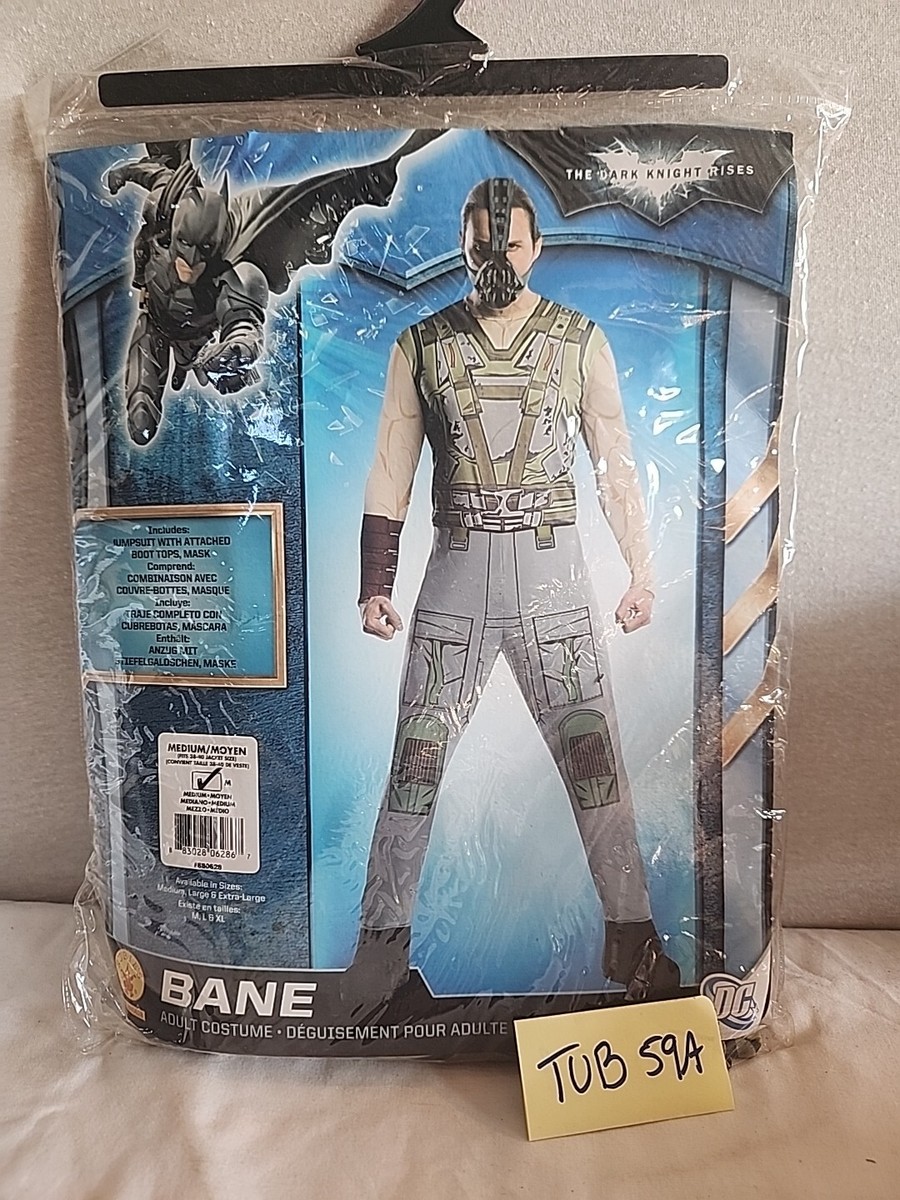Disfraz De Batman Y Robin Bane Trying On A Bane Costume Mask: A New