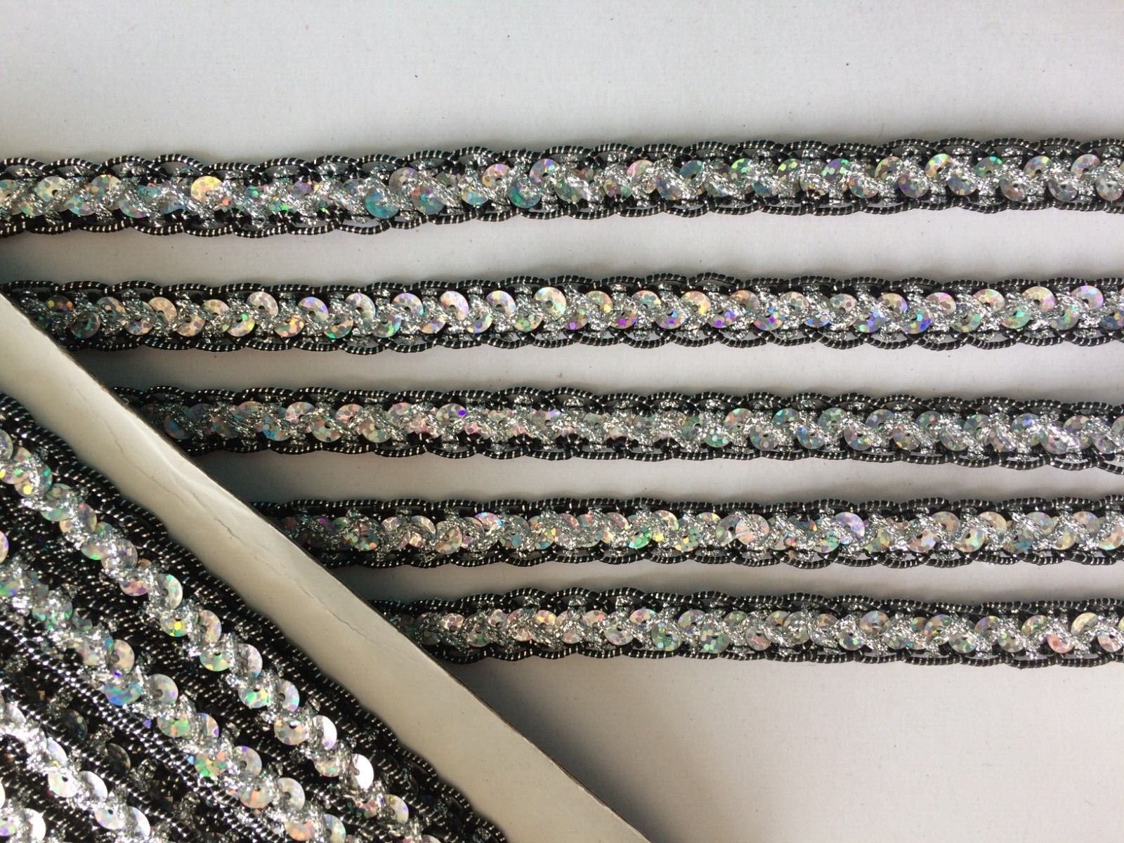13/2 meter Pailletten Borte Spitze wünschfarbe 1,2cm breit ...