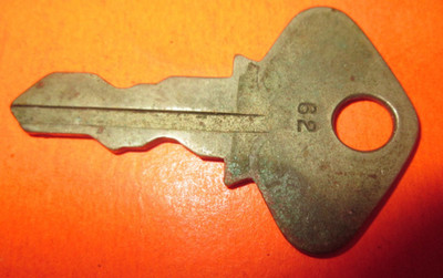 Vintage Antique AUTOMOBILE Model T Ford or A Ignition Key # 62 Logo Car ...