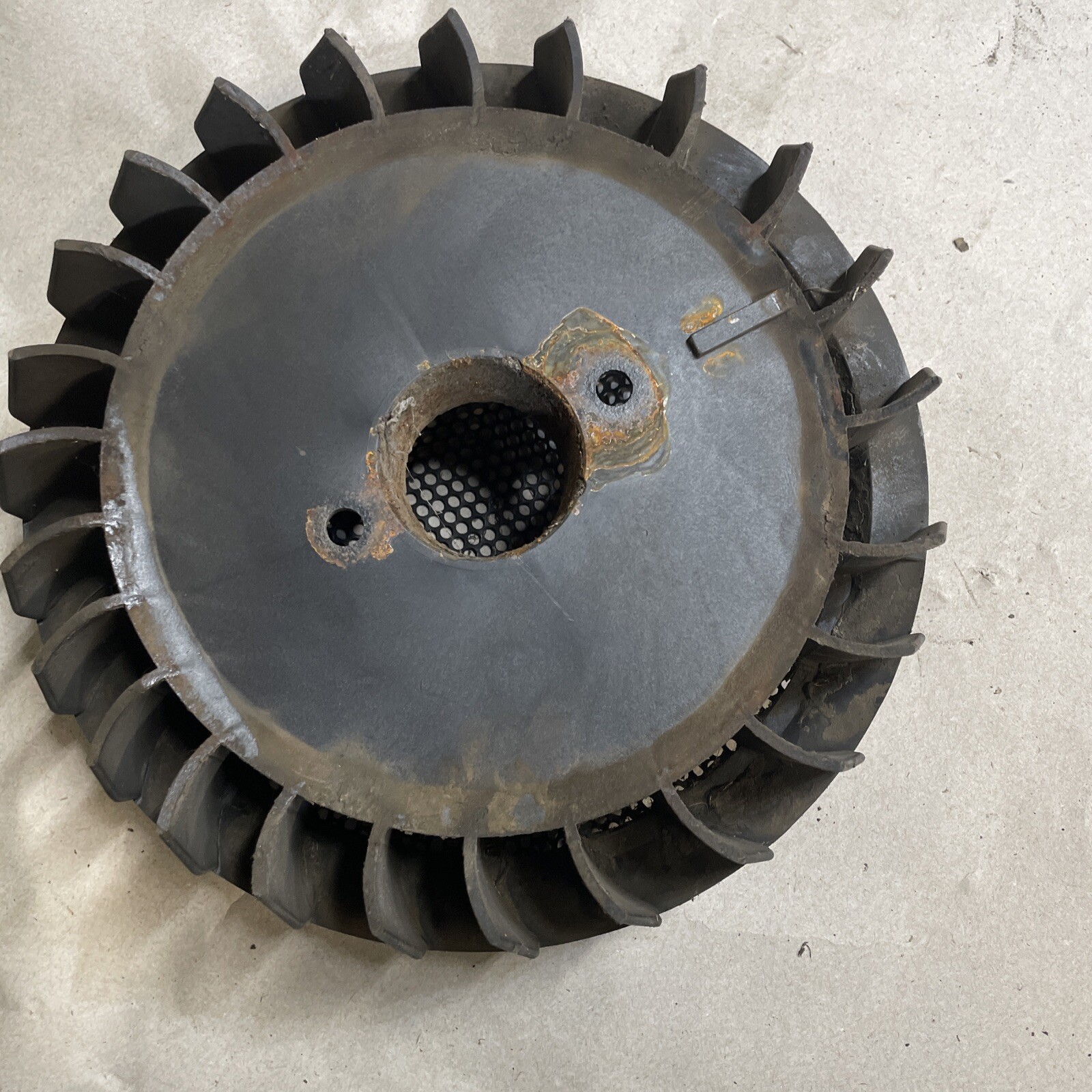 Briggs & Stratton #313777 SINGLE CYLINDER Engine - Flywheel Fan and ...