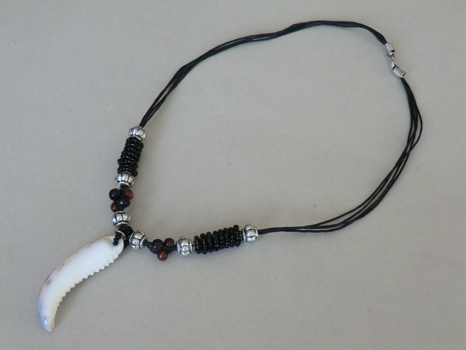 Halskette Kette Tigerzahn Raubtierzahn Surfer Muschel Shell Kokos Holz ...