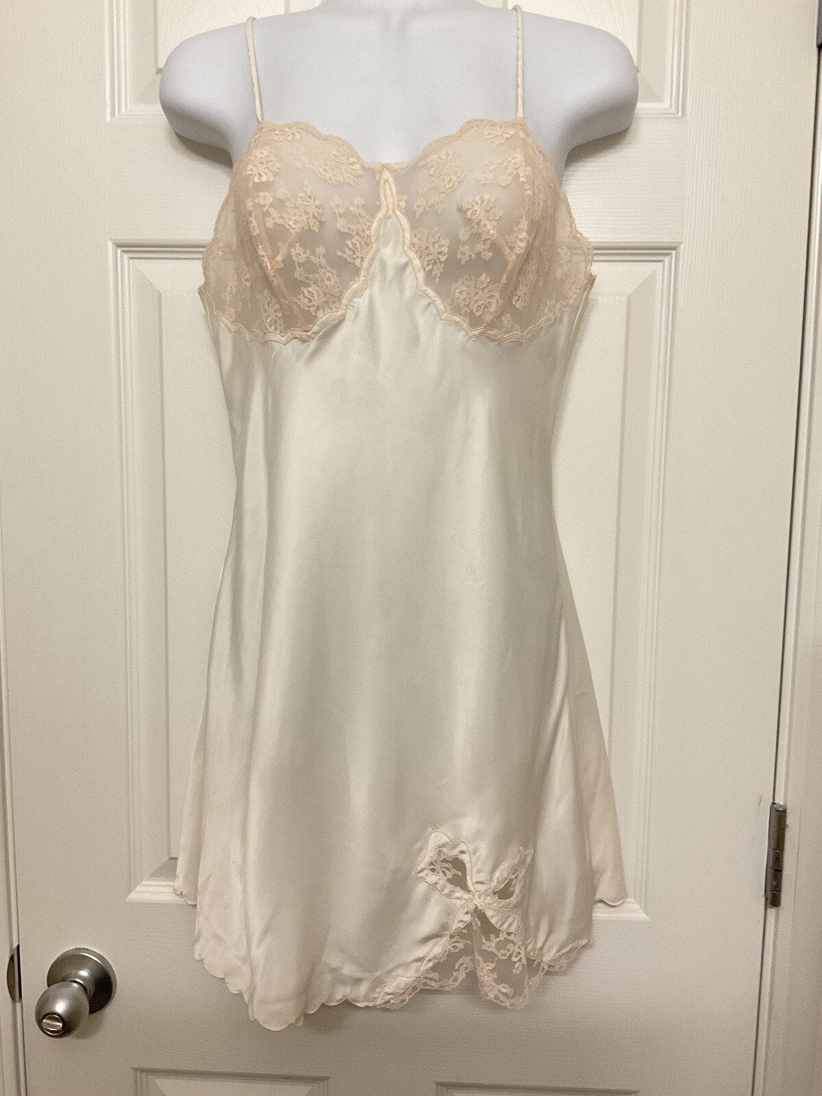 Vintage Bali Slip Dress Ivory Lace Lingerie Silk & Ny… - Gem