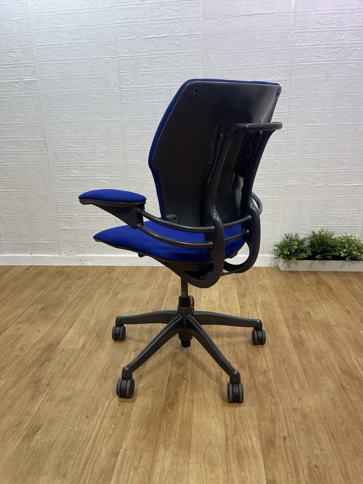 Humanscale Freedom Office Chair In Blue Fabric - RRP£1100+ - UK ...