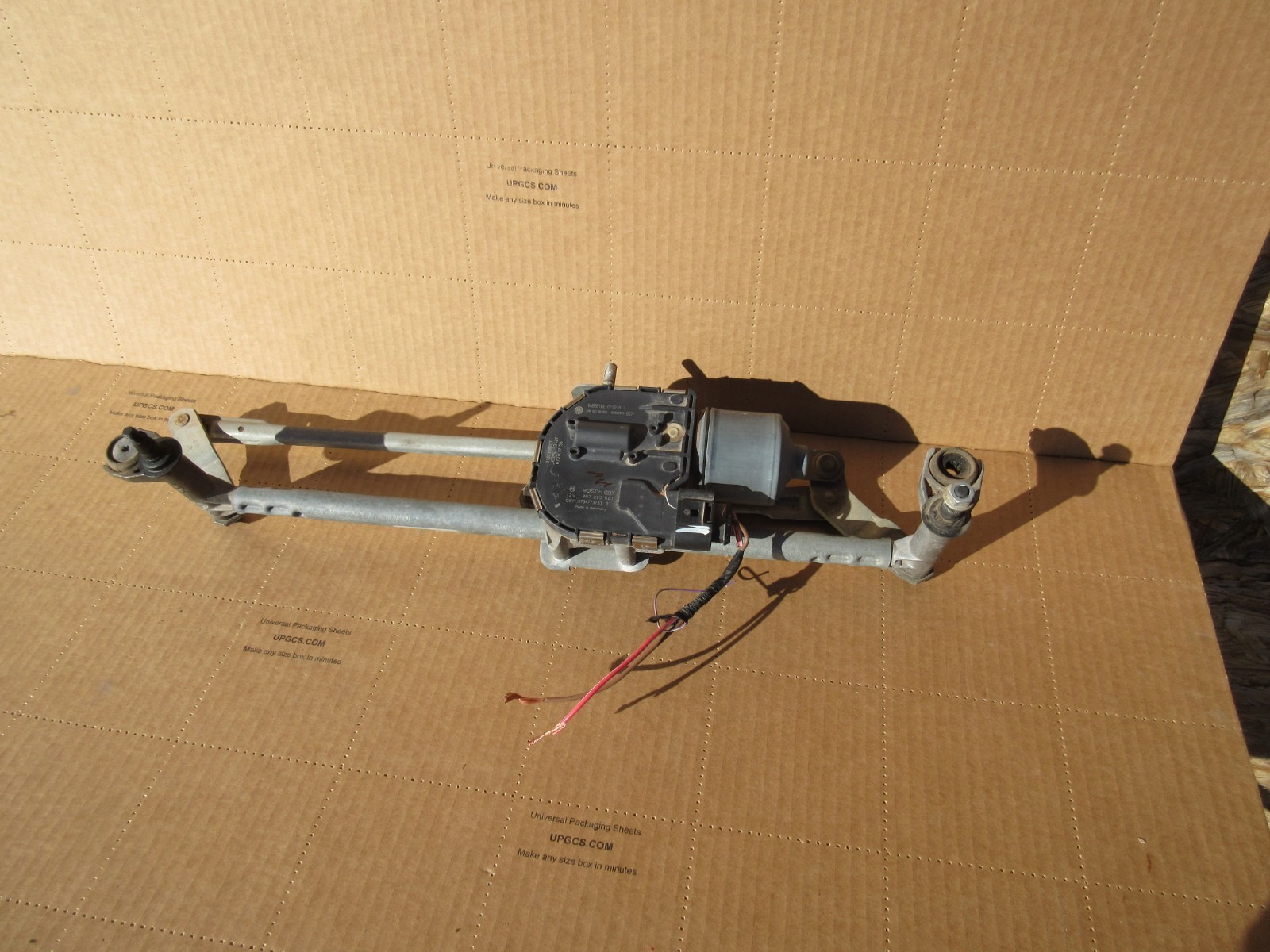 07 VOLKSWAGEN EOS Windshield Wiper Linkage Transmission and Motor ...