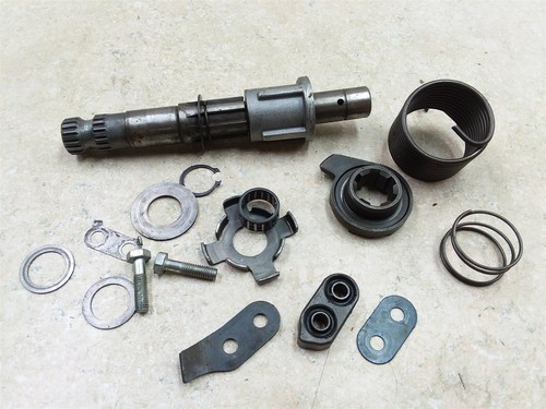 Suzuki 400 TS TS400 APACHE Motore Avviamento Pedale Albero 1974 1975 AP ...