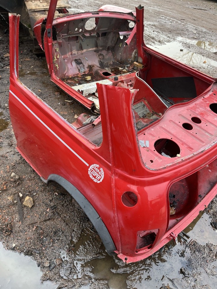 CLASSIC MINI 90’s Body Shell Parts With Union Flag Roof Wings Door ...