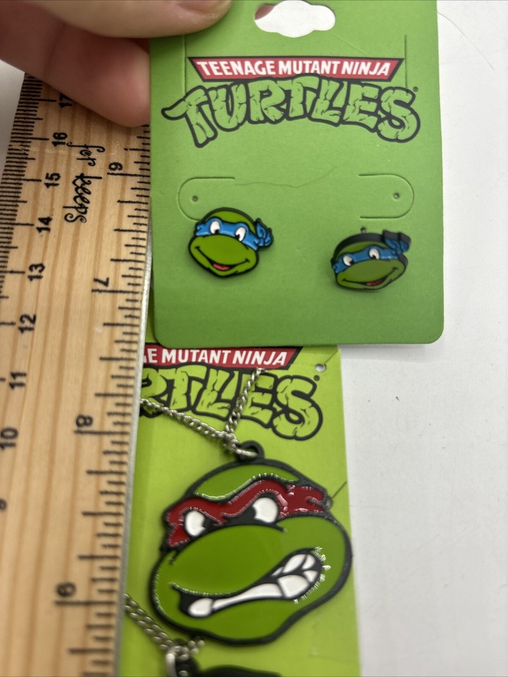Teenage Mutant Ninja Turtles (TMNT)pendants & Earrings Sets. Raphael ...
