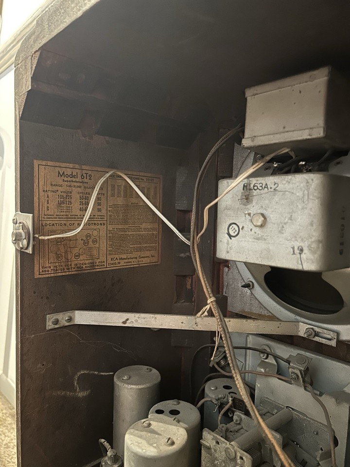 1936 RCA Model 6T2 Tube Type Tombstone Wood Radio Wheat Cloth Pattern ...