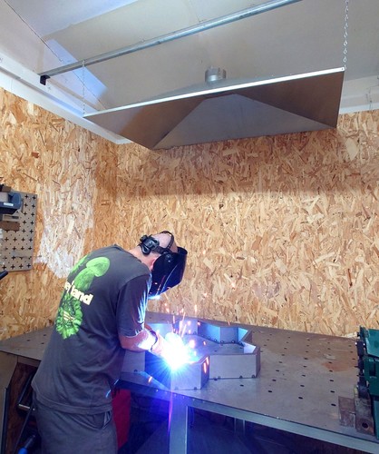 Extraction Fume Hood For Welding Smoke Extract Industrial Workshop ...