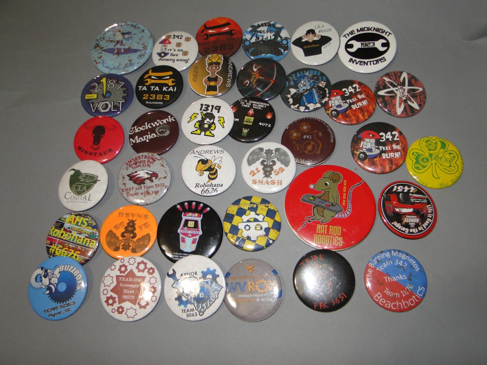 Lot of 35 Robotics Competition Team Buttons Pins Badges Largest is 3.50 ...