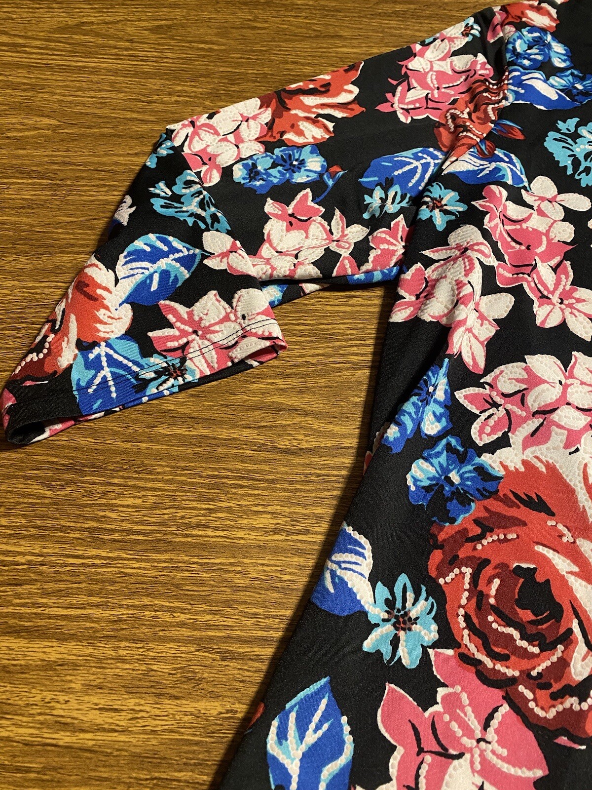 STUDIO WOMAN FLORAL SHIRT SIZE 1X FLOWY VIBRANT COMFY TOP | eBay