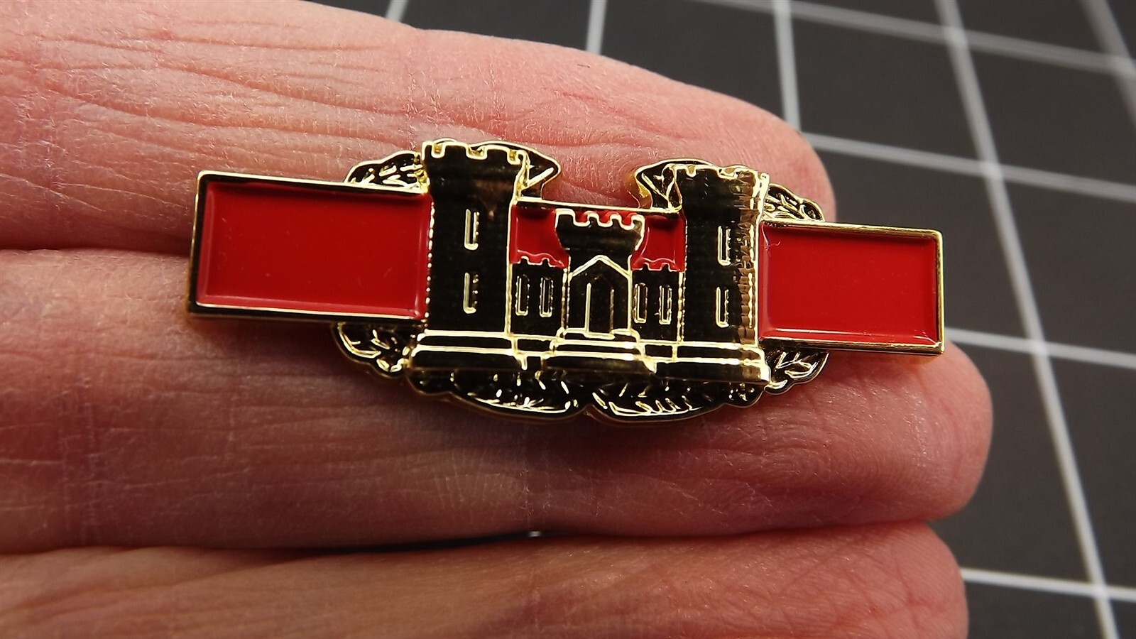 BRAND NEW Enamel Lapel Pin U.S. ARMY Combat Engineer 1 1/2" LIFETIME ...