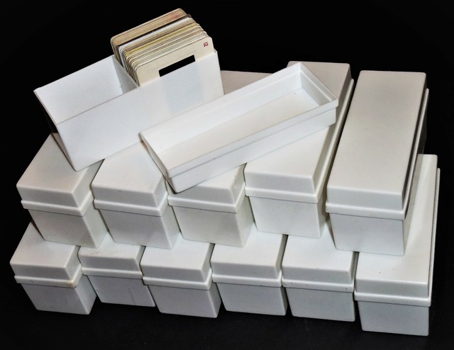 16 - White Plastic Slide Storage Boxes. Holds Up To 1024, 2x2 /35mm ...