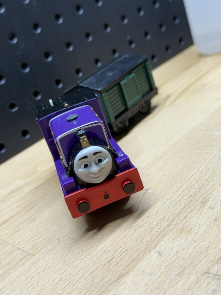 Thomas & Friends Train Engine Trackmaster Motorized Charlie Cargo | eBay
