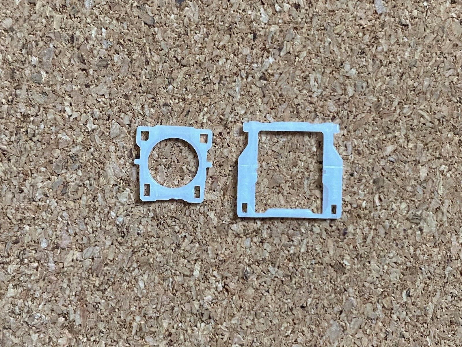 Dell Vostro 3500 3501 Series Laptop UK Keyboard - 1 Key + Hinges ...