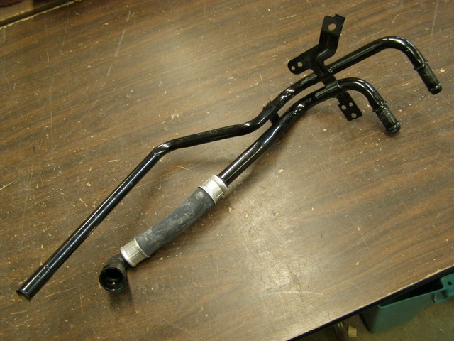 OEM Ford 2005 2009 Mustang GT Heater Tube Hoses Take-off 2006 2007 2008 ...