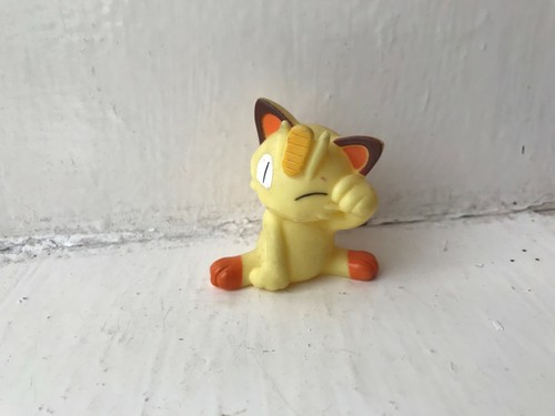 ORIGNAL 2" POKEMON MEOWTH TOY MINI FINGER PUPPET FIGURE NINTENDO 1996 ...