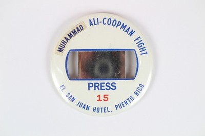 1976 Muhammad Ali vs. Jean-Pierre Coopman Fight Press Button Badge | eBay