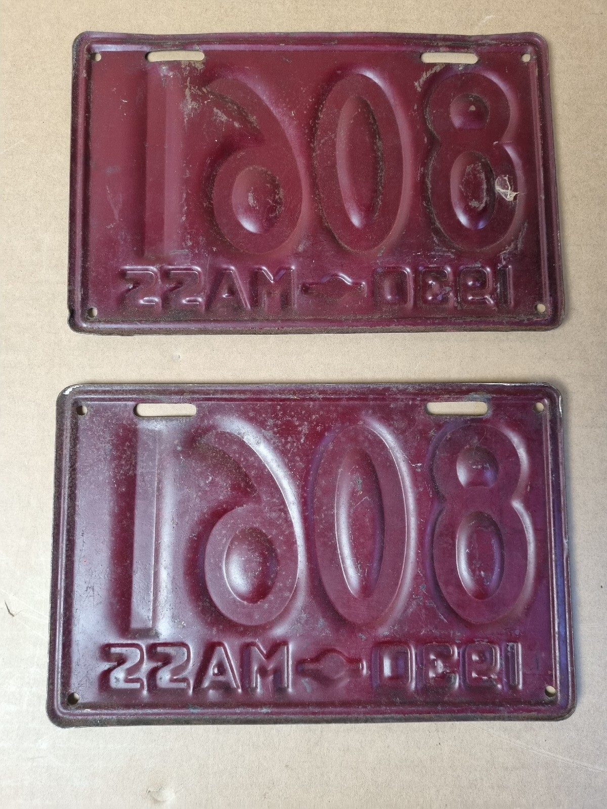 VINTAGE AMERICAN LICENCE PLATES, 1930 MASSACHUSETTS LICENCE PLATES PAIR ...