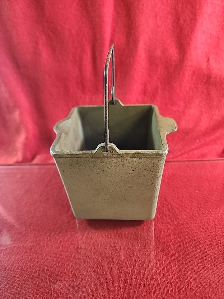 Rare Griswold Erie PA #1482 Cast Iron Grease Pot/Lard Pot With Wire ...