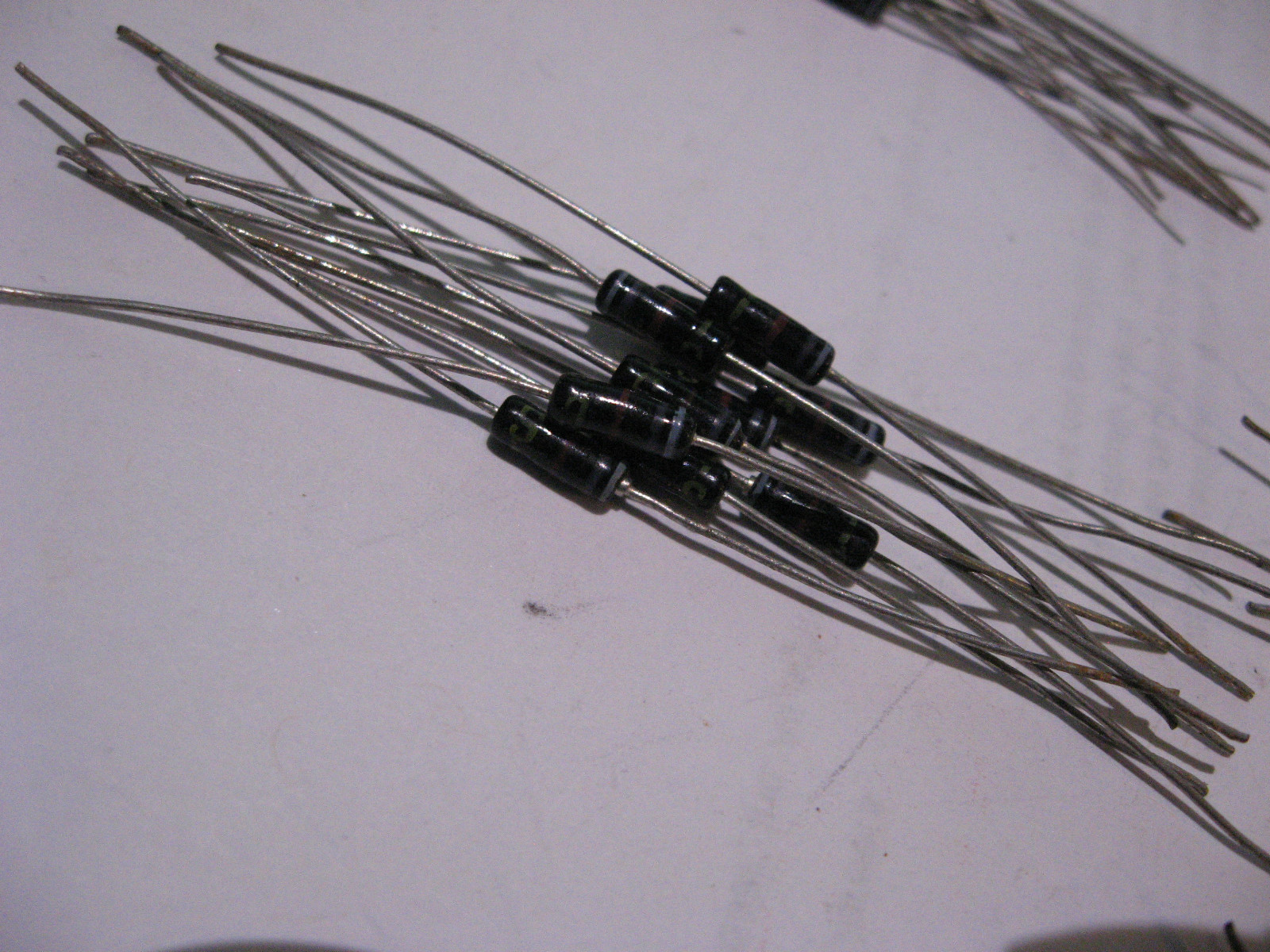 Qty 50 TSC Black Glass Diodes Color Bands Wht Brn Blk Red NOS | eBay