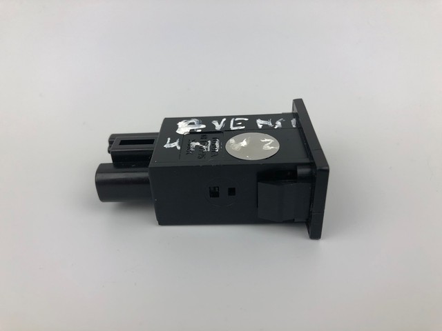 96-02 Toyota 4runner Scion XB Traction Control Switch Trac off Button ...